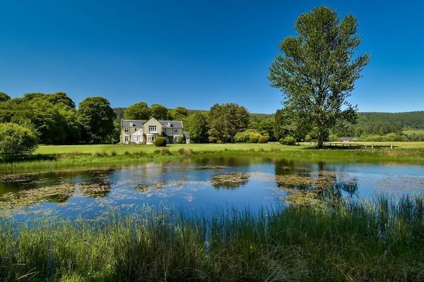 Scottish estate with 1,000 acres and four properties - Discover ...